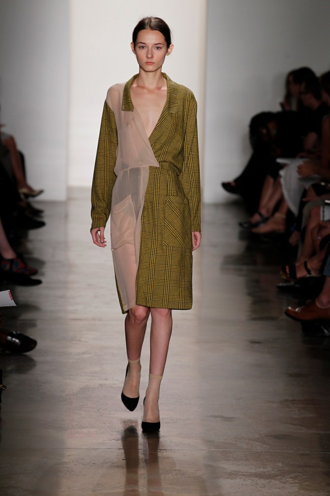 Deconstructing fashion with Ruby Hoette – Goldsmiths Design Blog